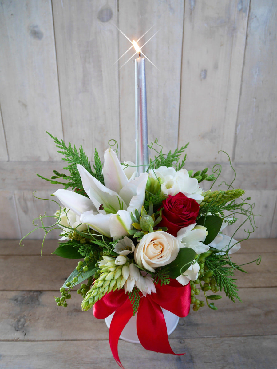 Pretty Christmas Posie Tin – Pretty Posies Floristry & Gifts